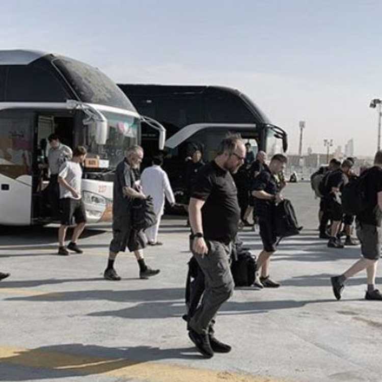 Benefits of using a Shuttle Bus Service | MOTUS ONE